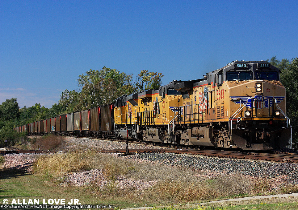 UNION PACIFIC 5883 EAST